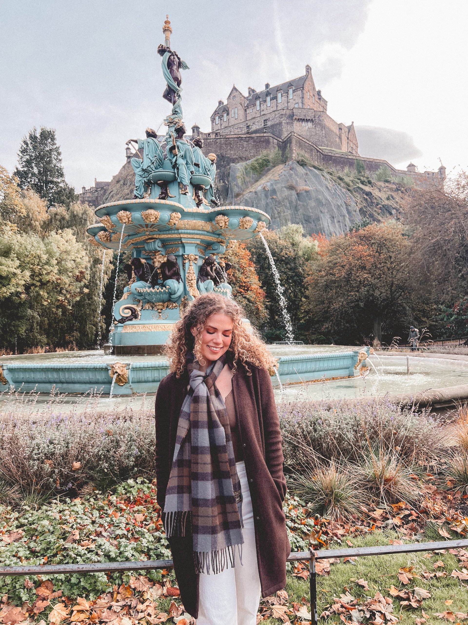 Where is Lallybroch? How to See Midhope Castle - hannah, here and there